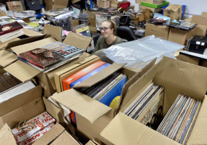 eil.com Needs Music Product Specialists: Have You Sold Vinyl Records Or ...